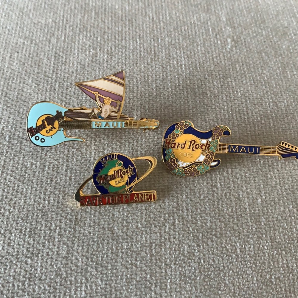 Hard Rock Collectable Pins From Maui - Gem